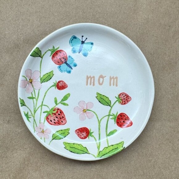 Other | Rae Dunn Mom Coaster Or Ring Tray Strawberries And Butterflys 4 ...